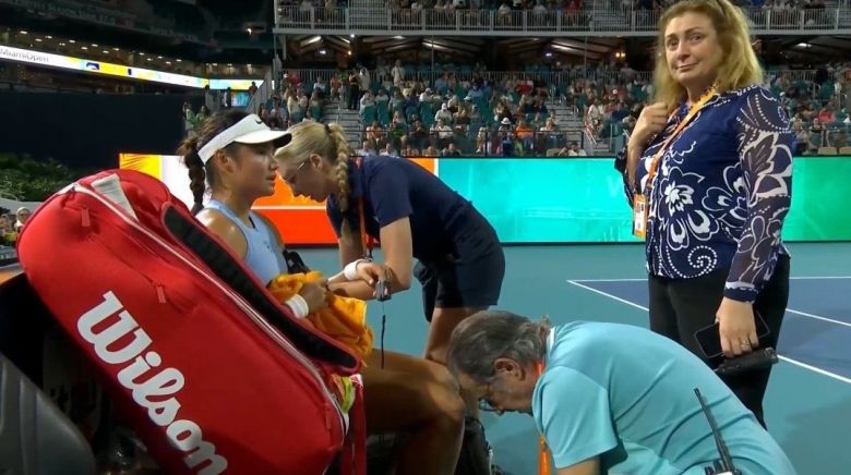 Tennis. WTA - Miami - Emma Raducanu : «Je me suis sentie très étourdie et faible... » - TennisActu